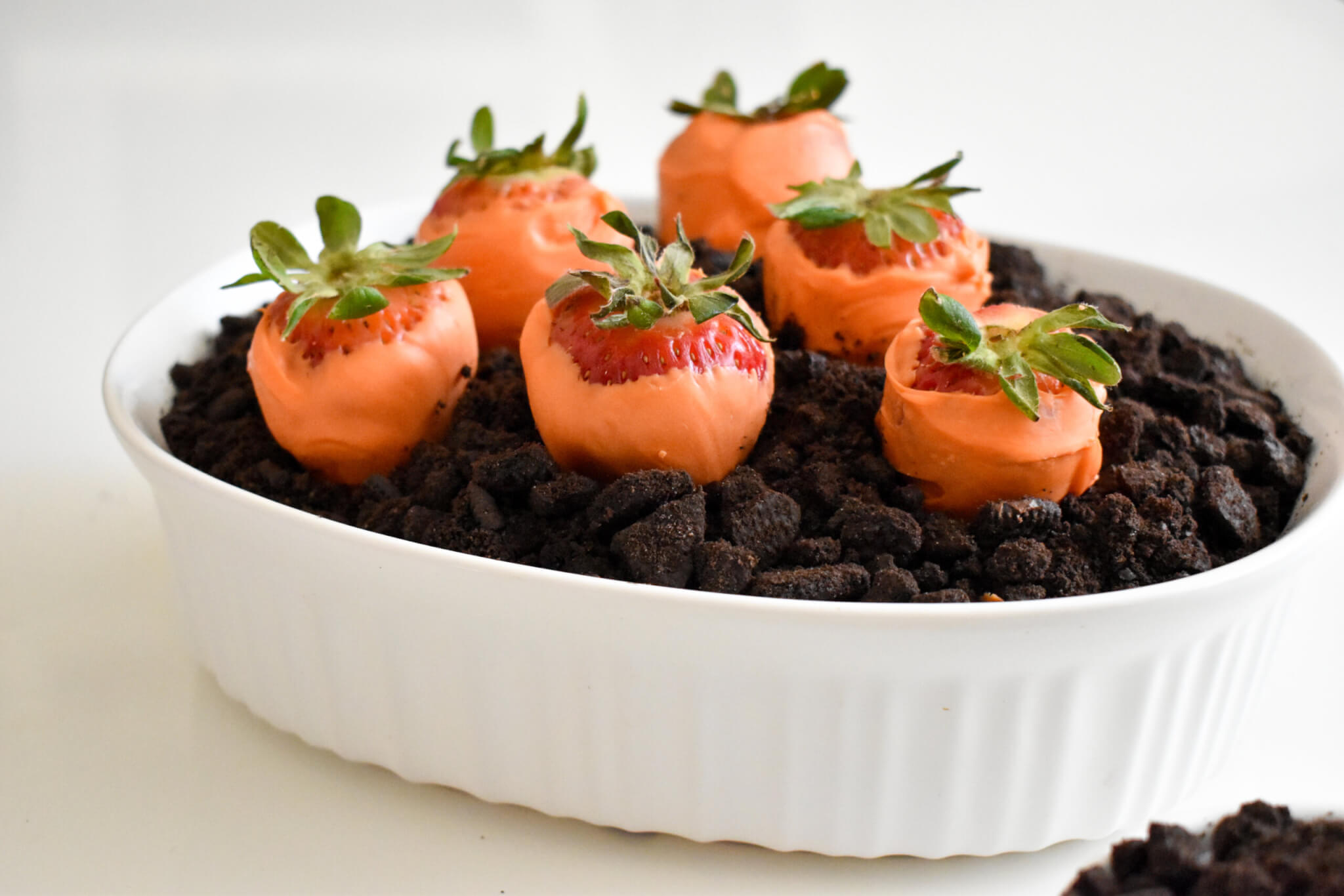 Chocolate-Dipped Strawberry Carrot Patch Cake - Wish Farms