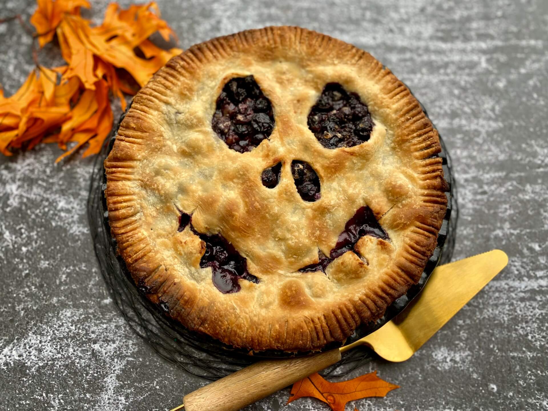 Halloween “Boo-Berry" Blueberry Pie - Wish Farms